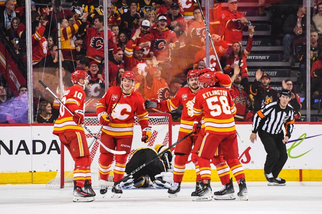 Calgary, CSEC lift lid on new Flames arena, Scotiabank to sponsor ...