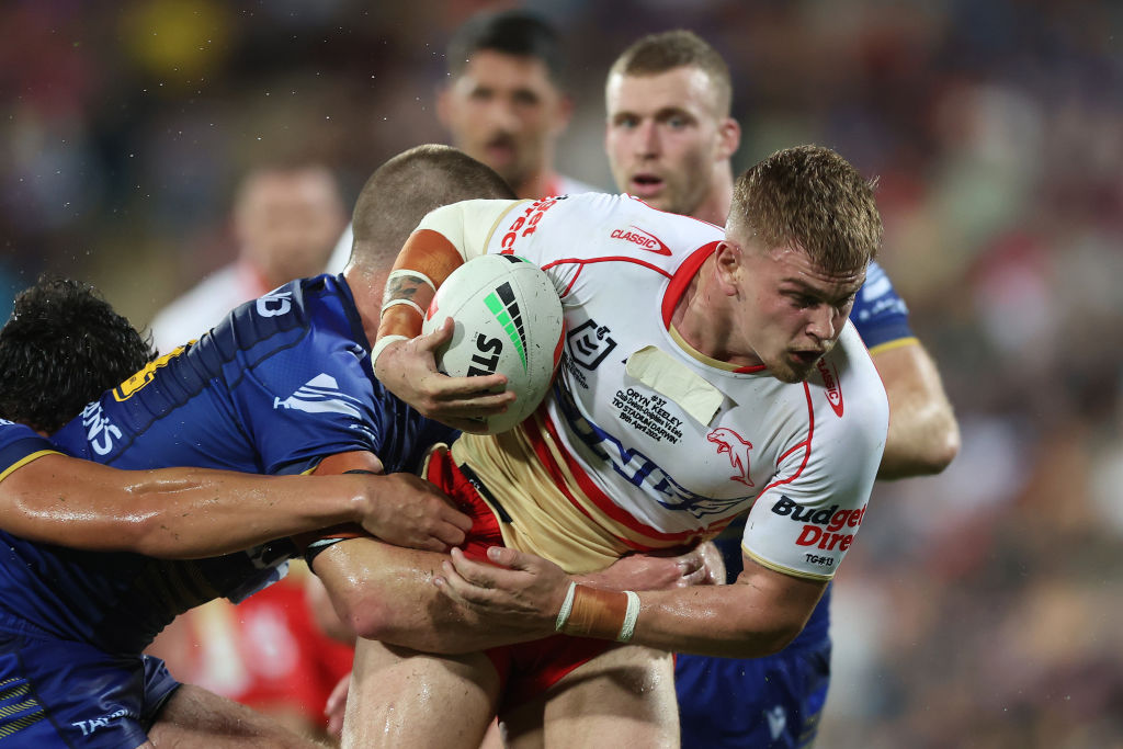 NRL’s Dolphins tape over Alternaleaf logo amid review into deal ...